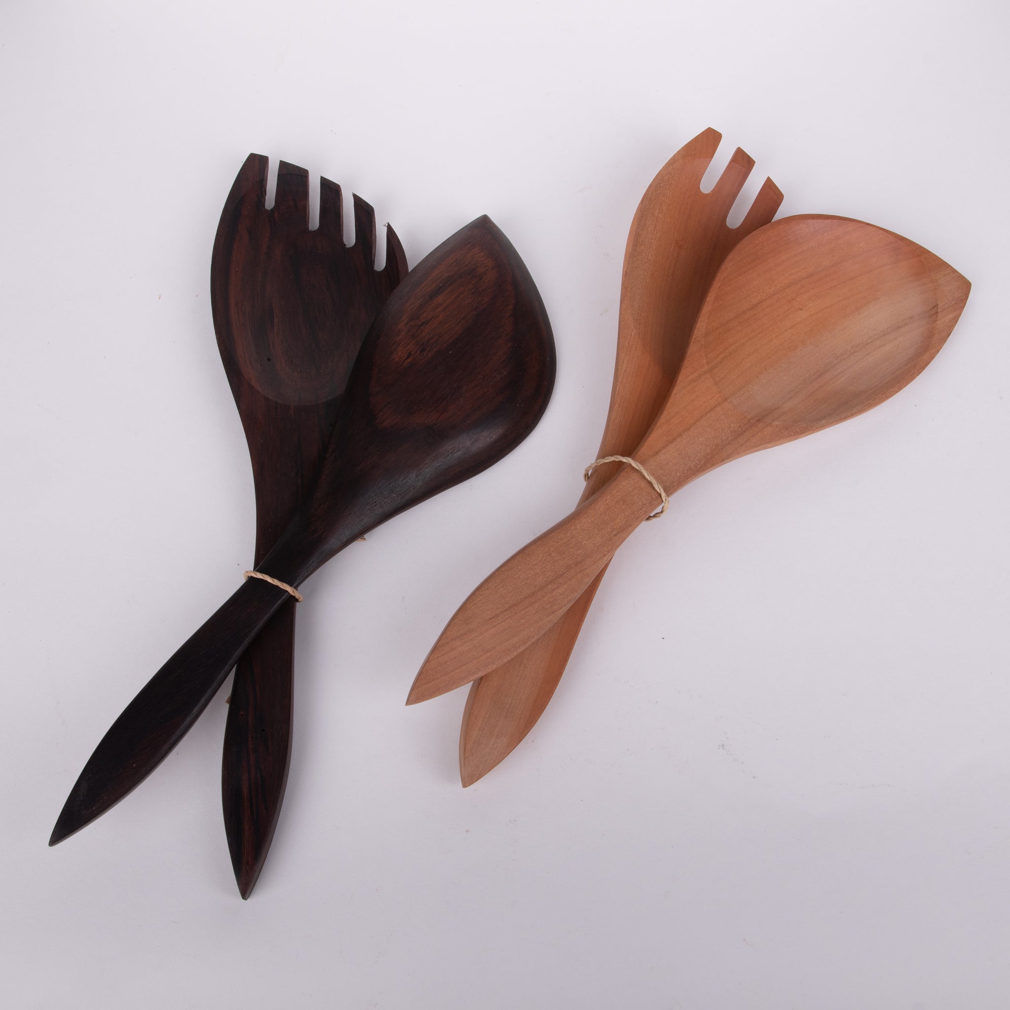Modern Round Salad Servers – From Bali to Us